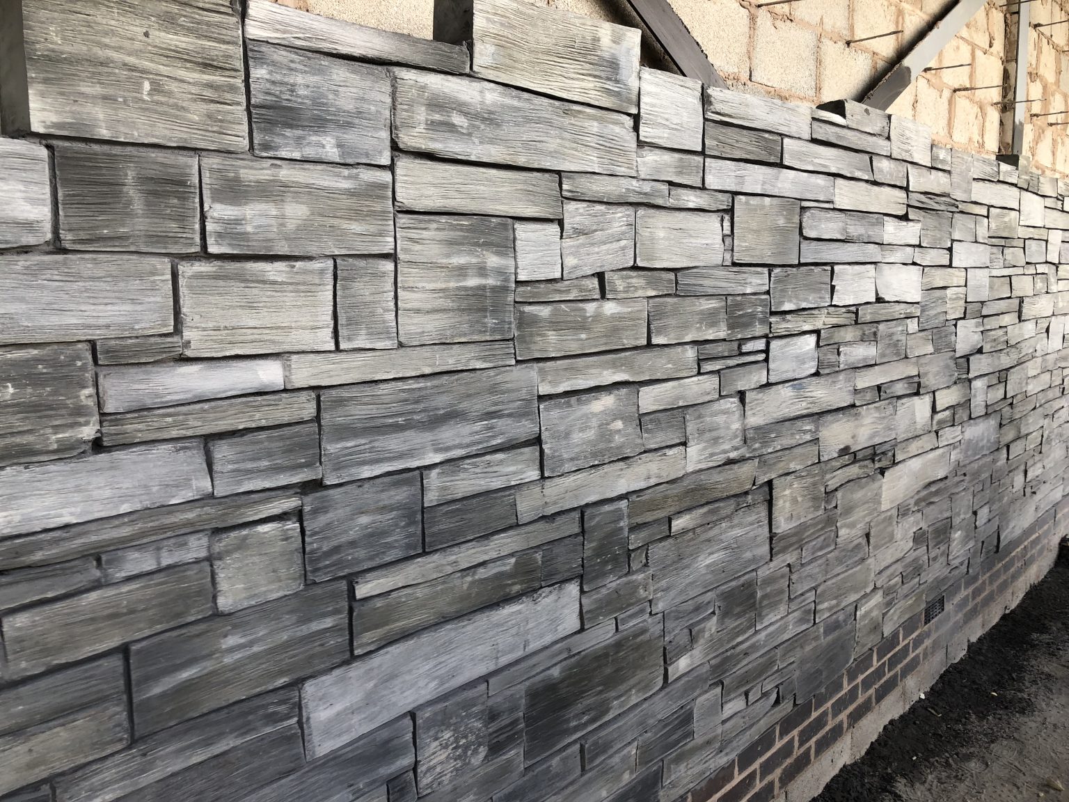 Welsh Pillared Blue Slate Walling - Per Mtr2 - UK Slate