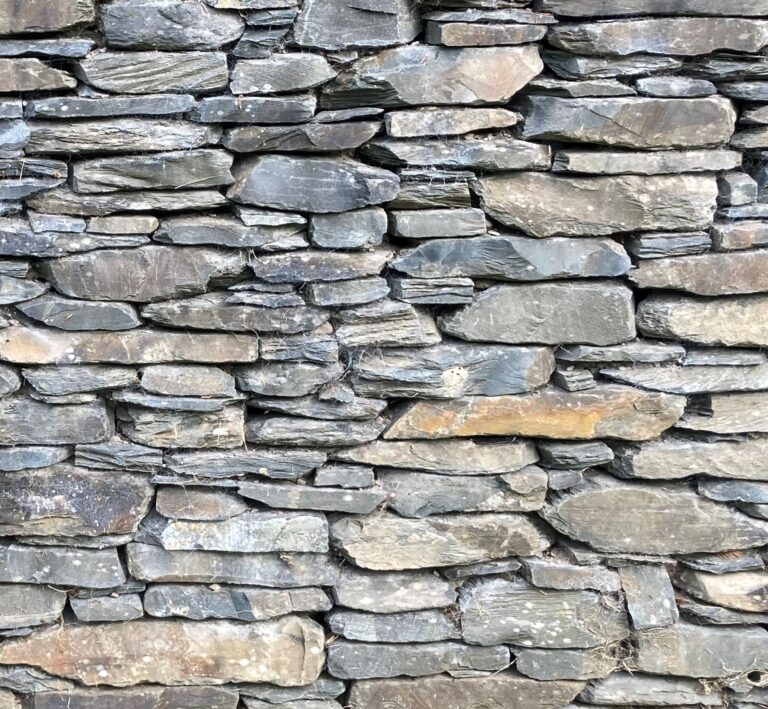 Lakeland Blue Weathered Walling - Bulk Bag - UK Slate